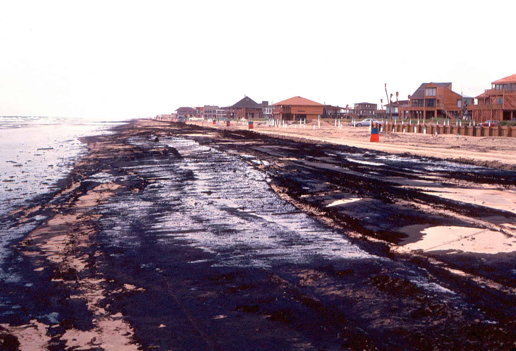10 Effective Methods for Oil Spill Cleaning: A Comprehensive Guide ...